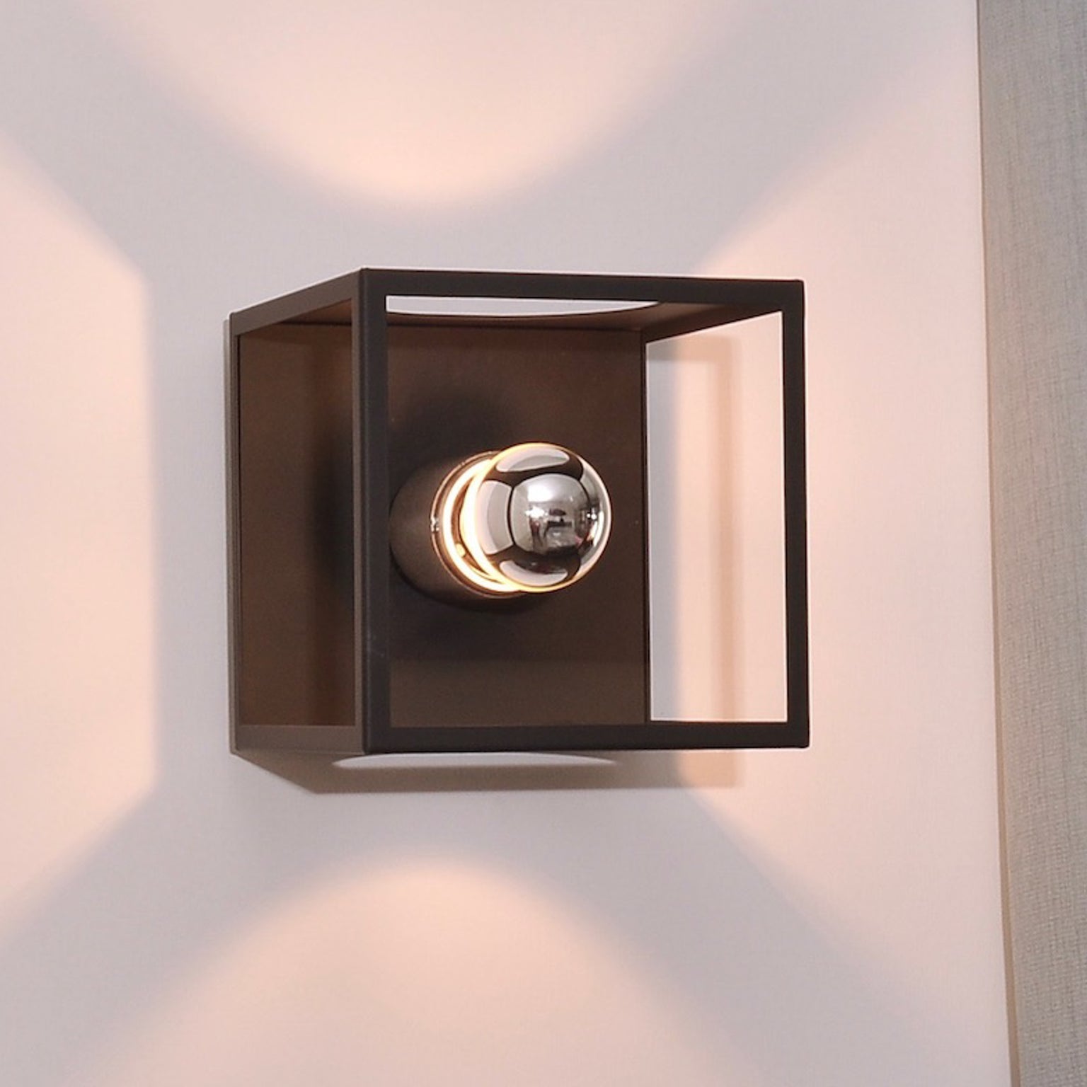Wall Lights | Nicholas Engert Interiors